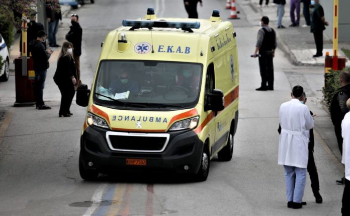 Σοκ στο Λουτράκι: Γυναίκα κρεμάστηκε μέσα στο σπίτι μετά από καυγά με ...