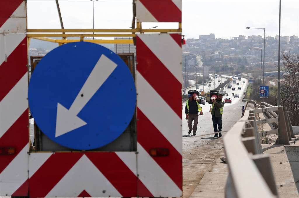 Θεσσαλονίκη: Εργασίες συντήρησης στην 29η Επαρχιακή Οδό από την ΠΚΜ ...